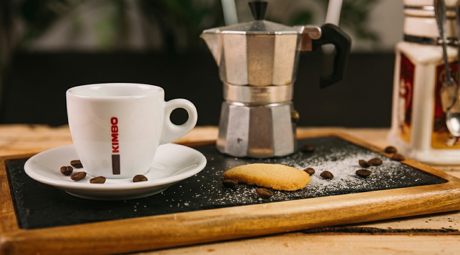 What Is Neapolitan Coffee? The Style, the Tradition, and Why It's ...